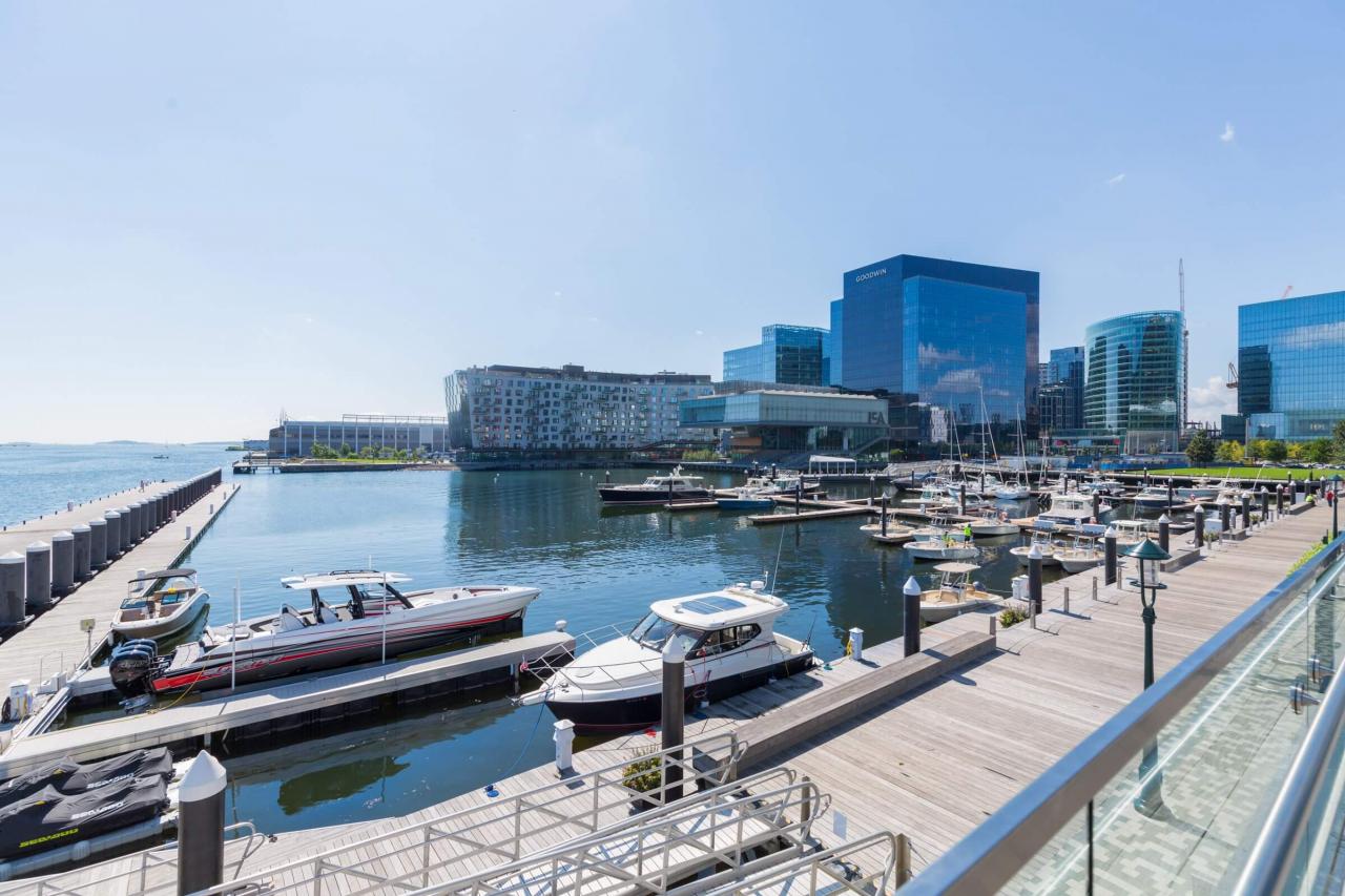 Fan Pier Marina | Ocean Havens