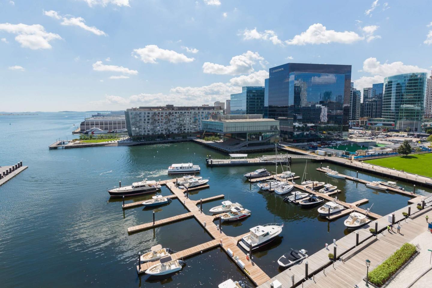 Fan Pier Marina | Ocean Havens